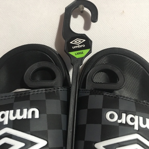 Umbro | Shoes | Umbro Boys Slides | Poshmark